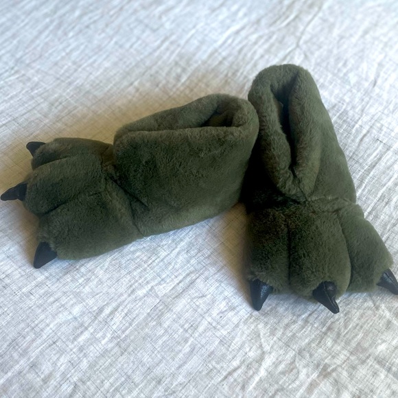 Cat & Jack | Shoes | Cat Jack Target Brand Boys Ferdinand Dinosaur Claw ...